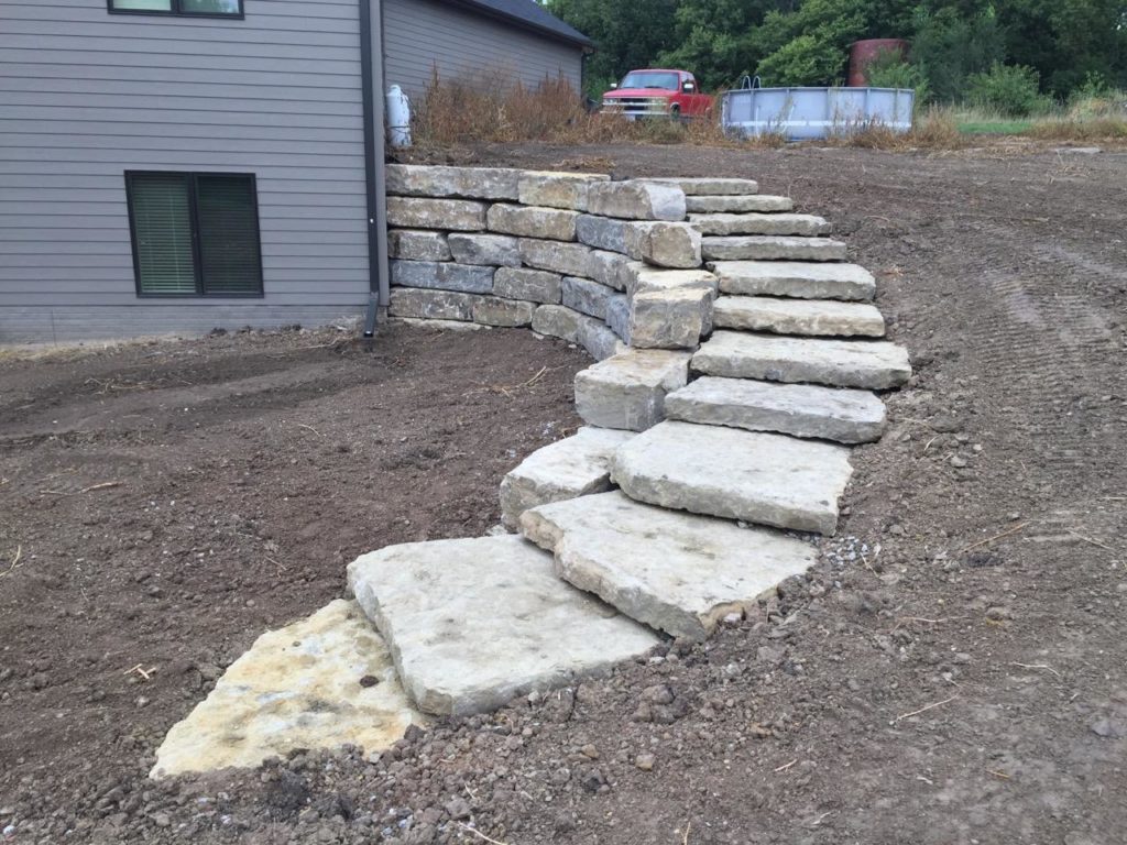 Elm Creek ledgestone with natural steps - Duro Rock Supply Co